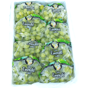 Grapes Pretty Lady Green Emerald Seedless Grapes (1kg) – Fresh Collective